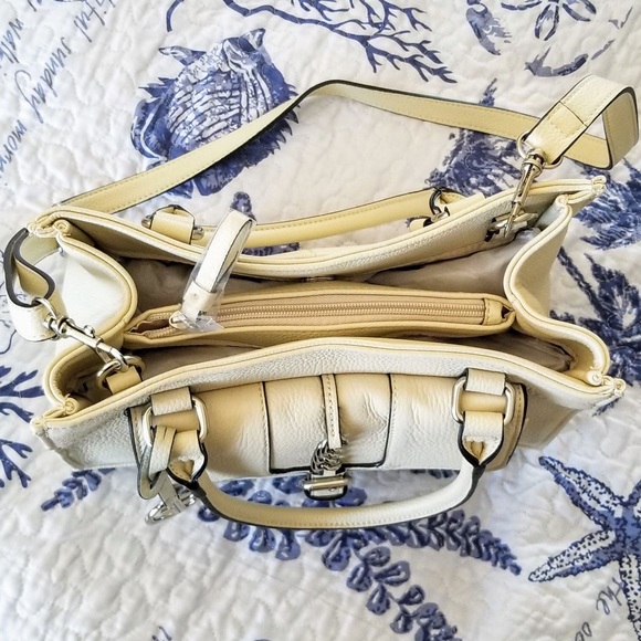 Giani Bernini | Bags | Giani Bernini Crossbody Bag | Poshmark